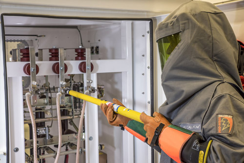 Conditions To Verify an Electrically Safe Work Condition - Steps and ...